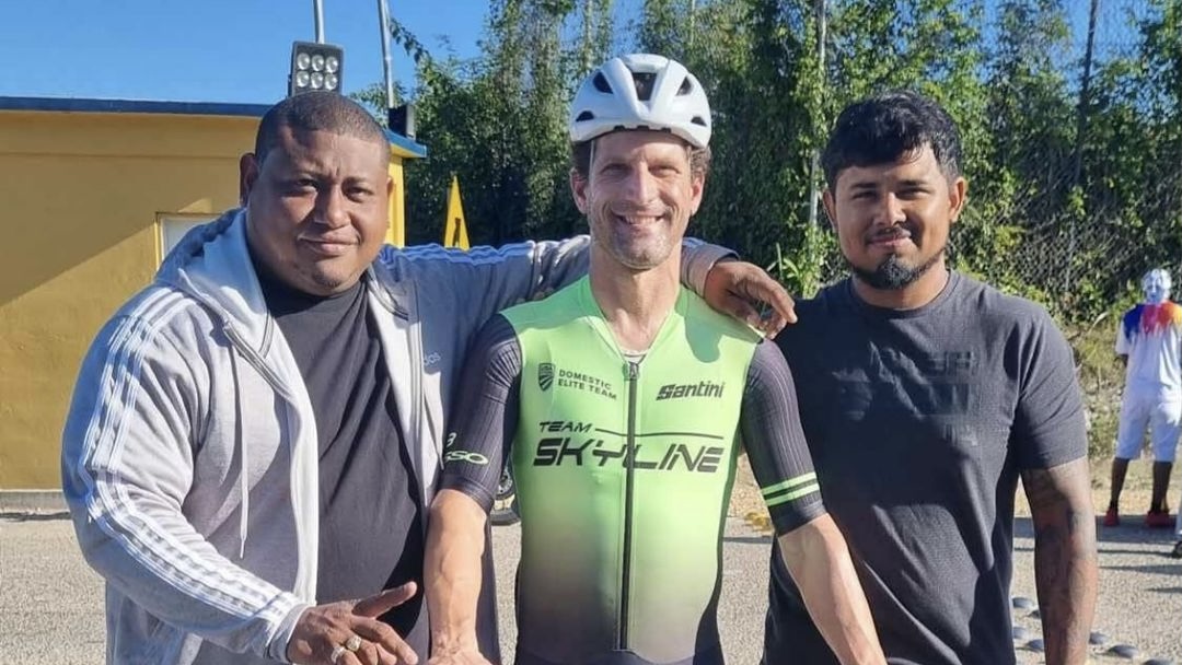 44 YEAR-OLD JOHN DELONG DEFEATS WILLIAMS BROS TO WIN NEW YEAR’S DAY ...