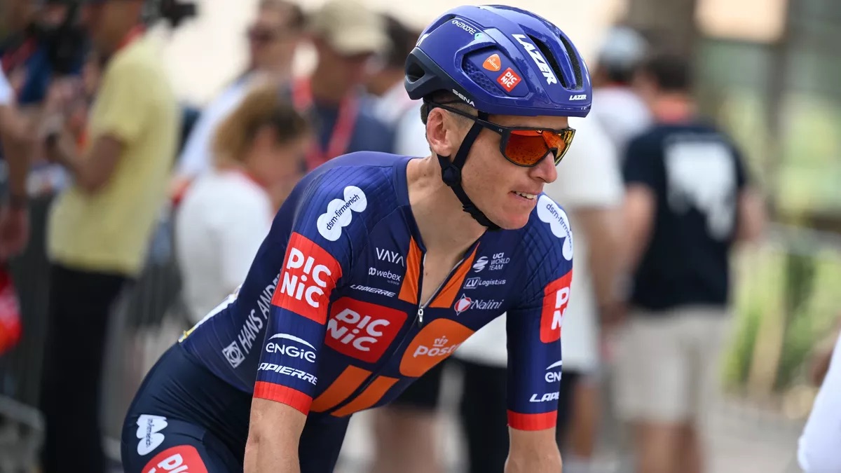 66 DEGRES SUD GRAVEL RESULTS: ROMAN BARDET DOES IT AGAIN, SOLOES TO ...